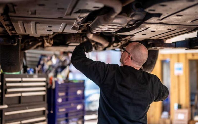 About Us – Just MOT